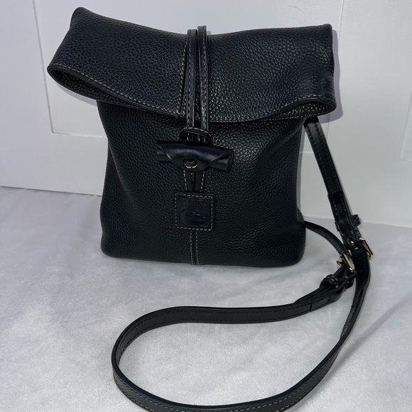 Dooney & Bourke | Bags | Dooney And Bourke Black Pebble Grain Toggle ...